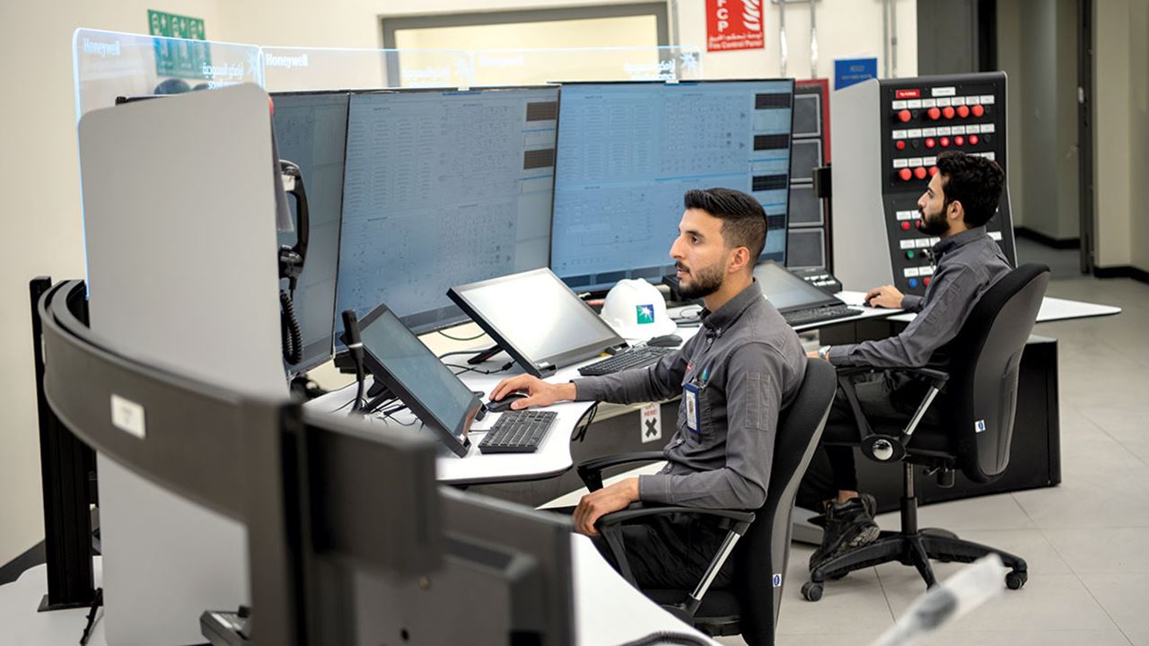 Haradh and Hawiyah Gas Compression Project feature | Aramco Life