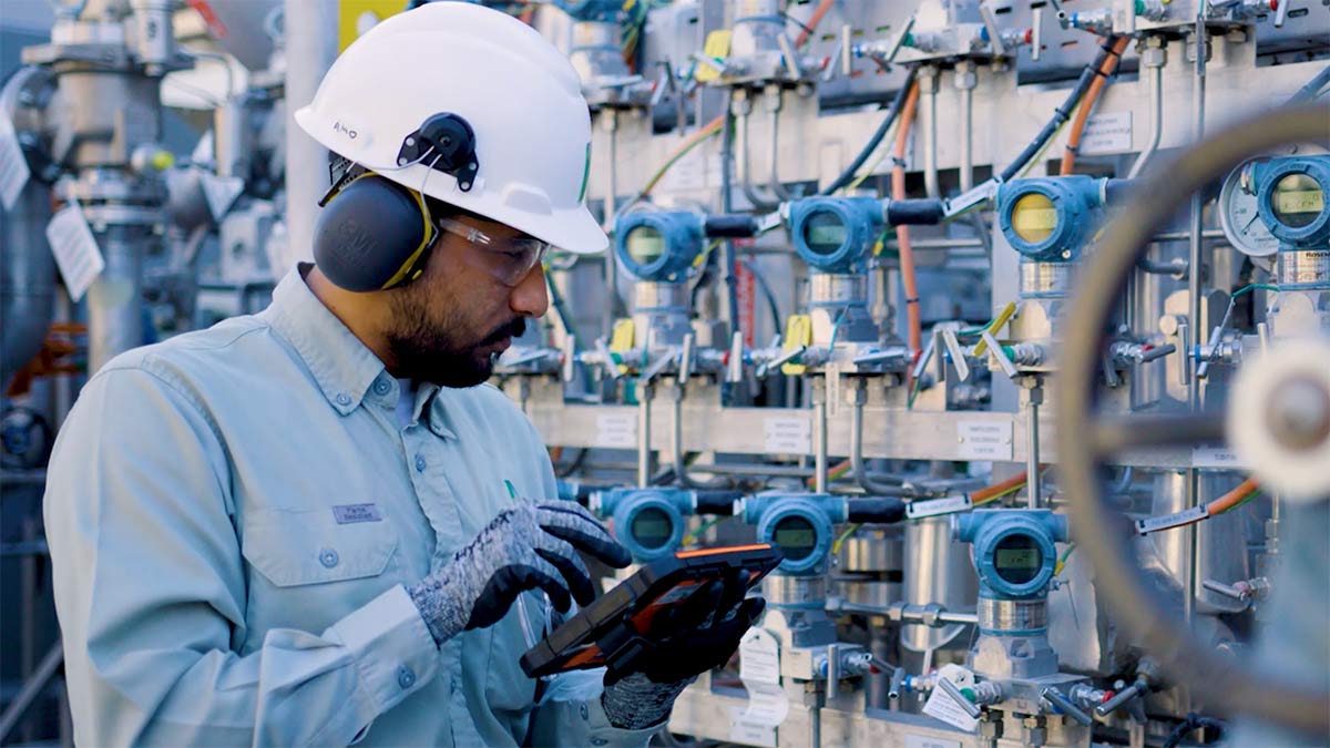 VIDEO Hawiyah Gas Storage first fueling domestic energy | Aramco Life